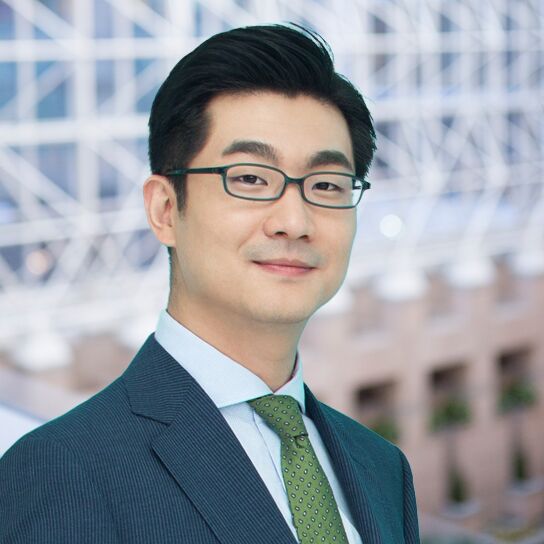 Mo Chen | Hogan Lovells