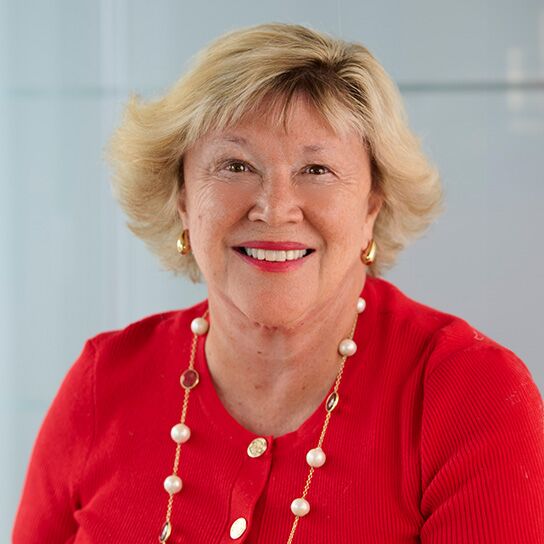 Sharon Lewis | Paris | Hogan Lovells